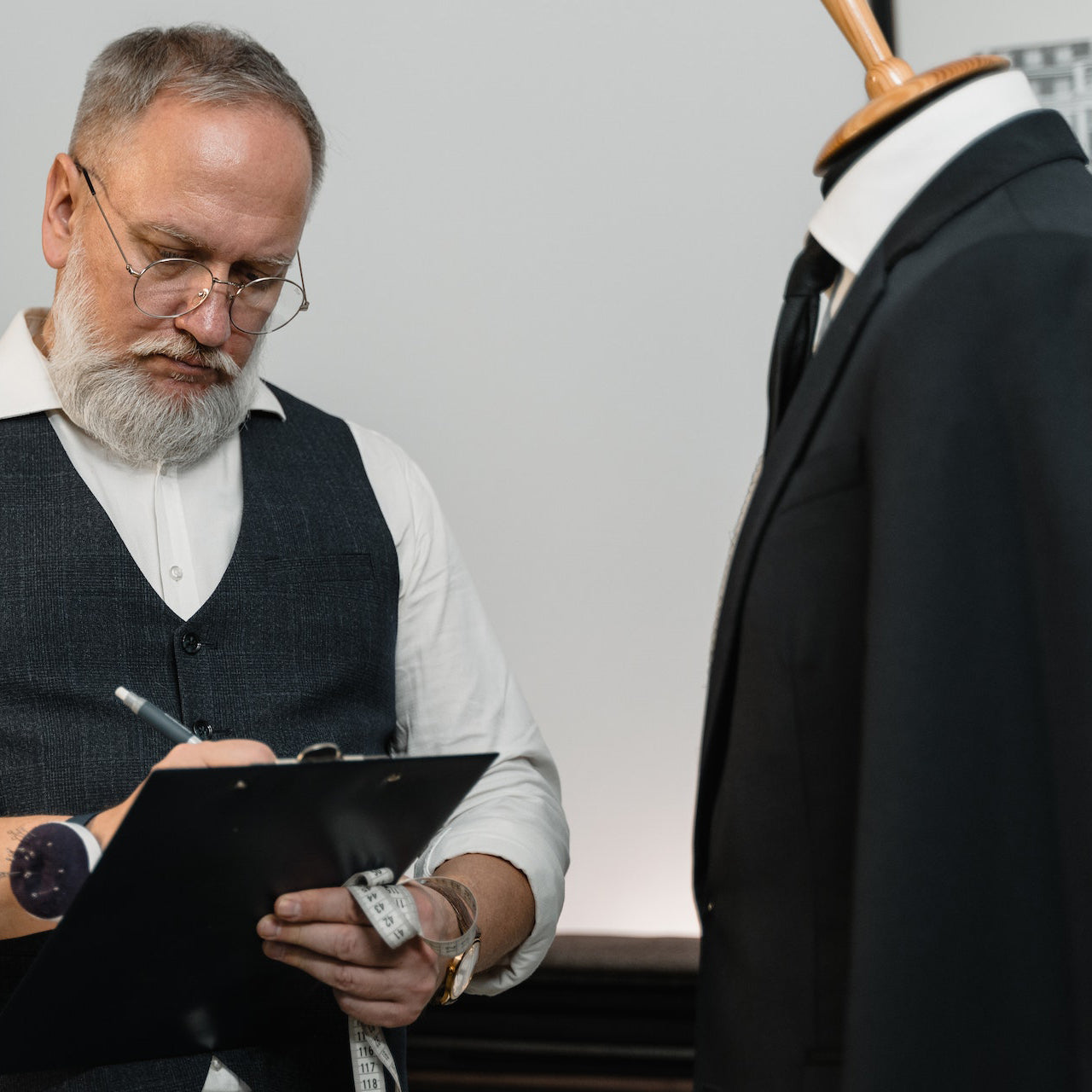 6 Essential Tips for Maintaining Your Suit's Sharp Look