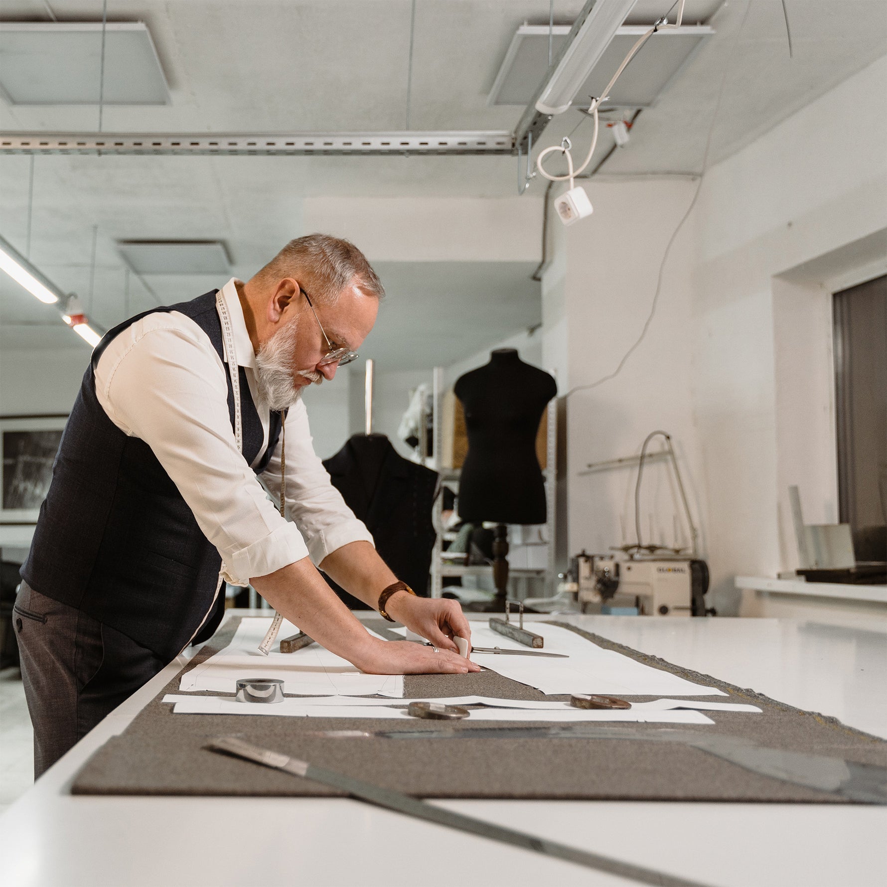 The Different Types of Suit Lining and Their Features